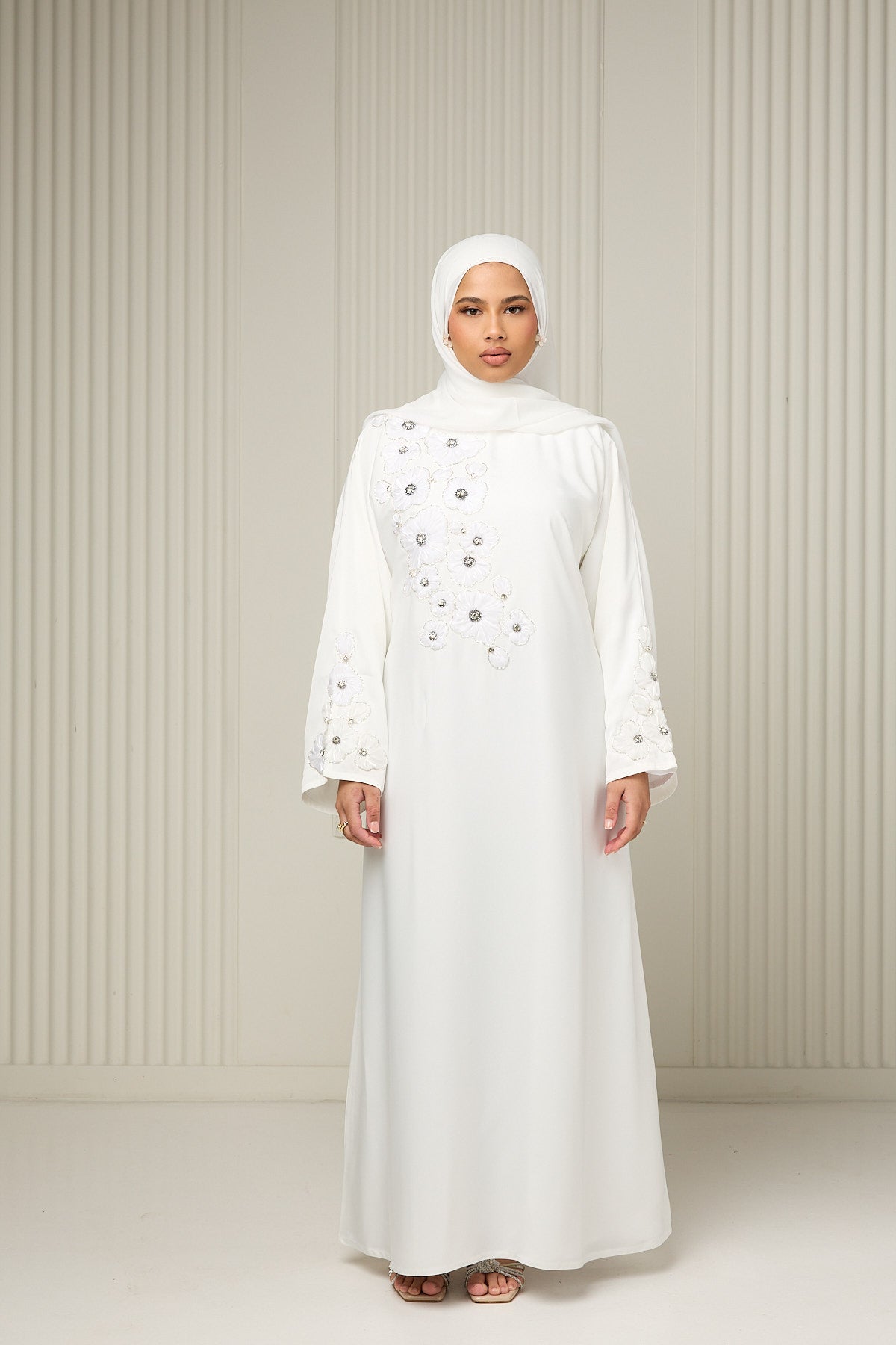 Yusra in White – LAYAAN COLLECTION