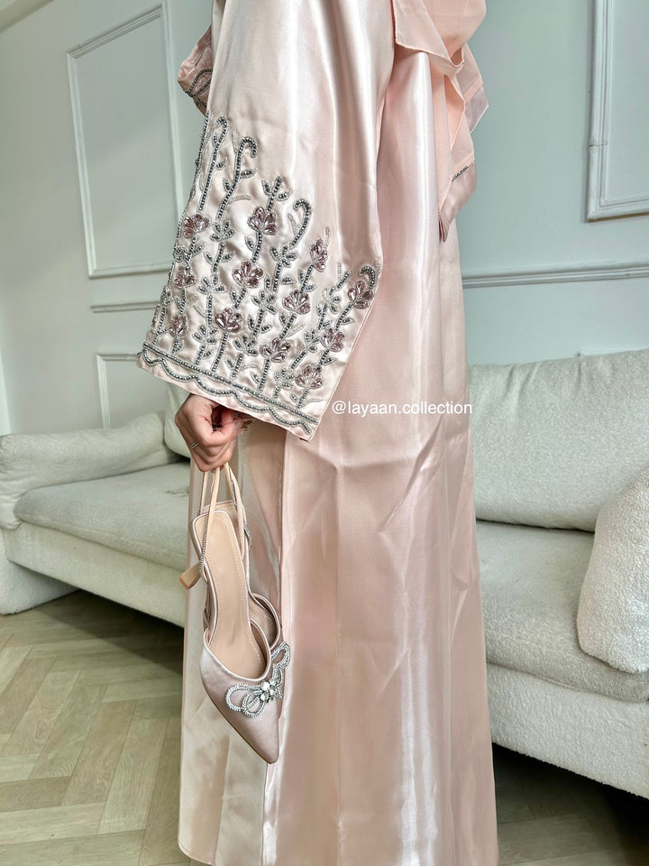 Layaan Collection Buy Modest Islamic Clothing HIjabs for Muslim Women ...